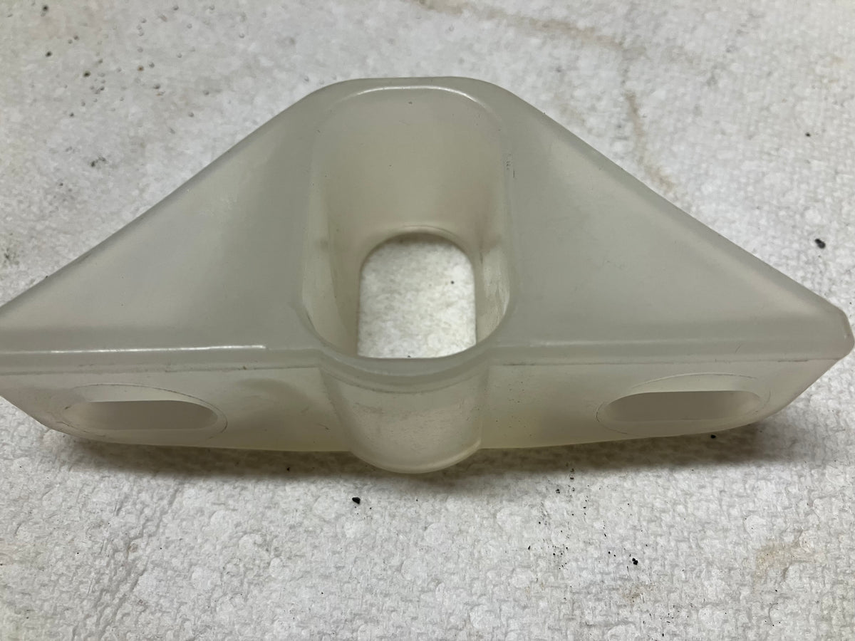 70 71 72 Chevelle 2 dr H.T. door glass guide – Sundellauto Specialties