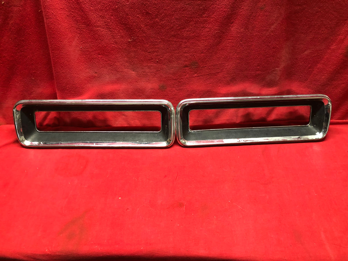 67 68 Camaro Tail Light Bezels (Original) 1967 1968 – Sundellauto ...