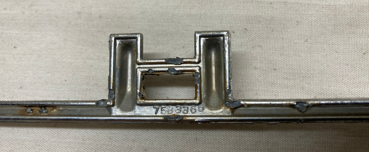66 Chevelle SS Rear Panel Emblem 300 (Original) 1966 – Sundellauto ...